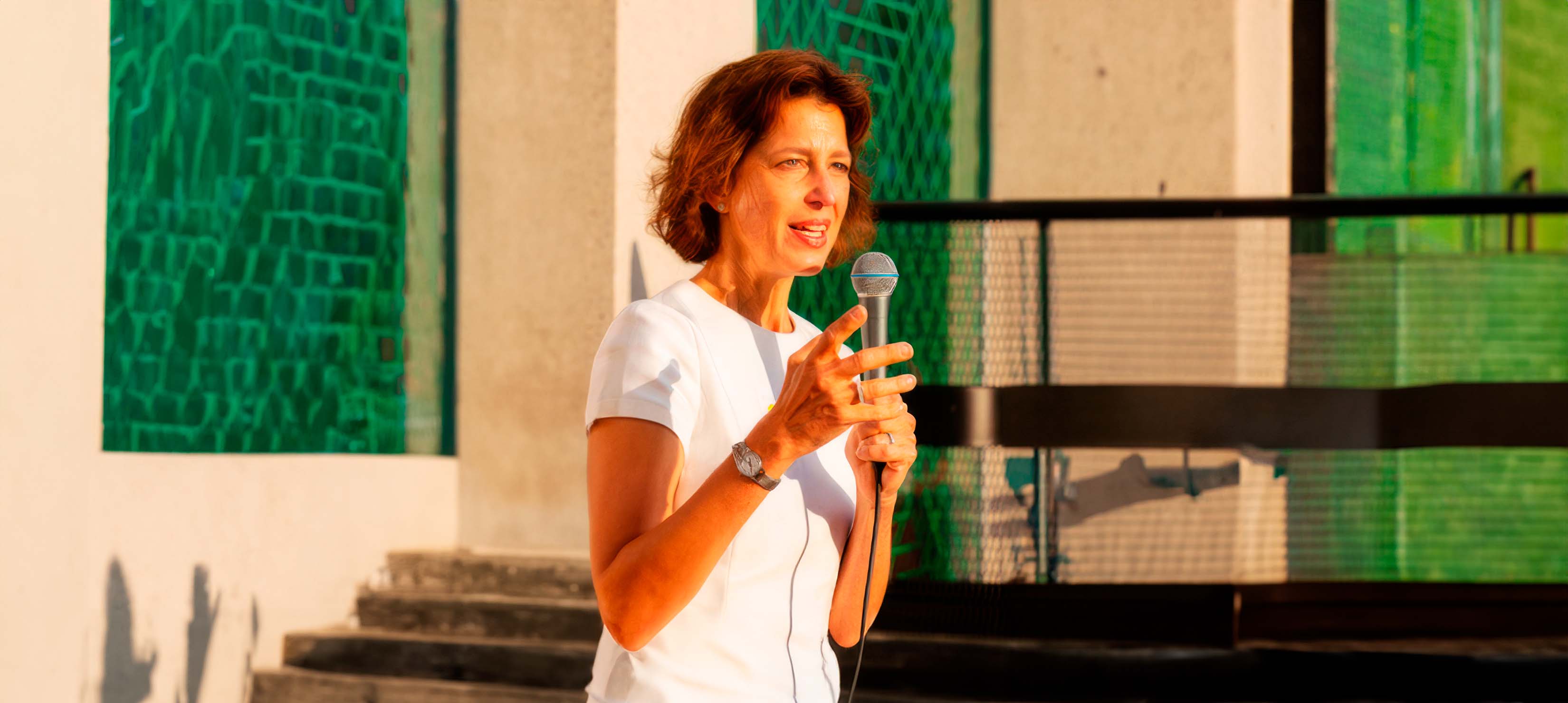 Spreker Fiona Passantino – Inspirerende AI-expert voor zakelijke ...